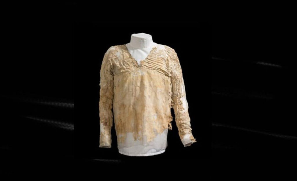 The Tarkhan Dress: The World's Oldest Linen Garment